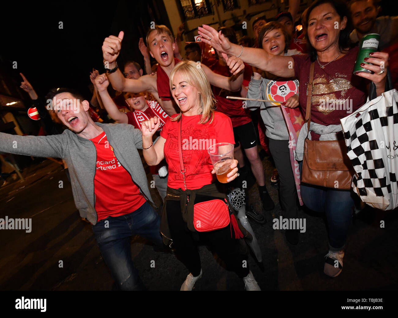 Liverpool fans celebrate their sides' victory in the UEFA Champions ...