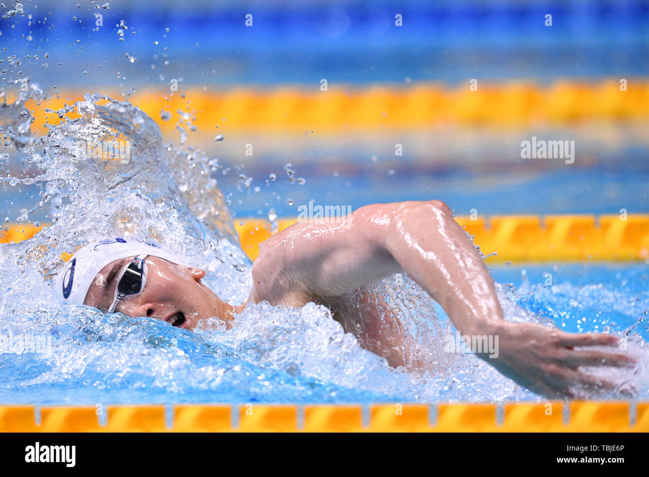 Final mens open 400m freestyle hi-res stock photography and images - Alamy