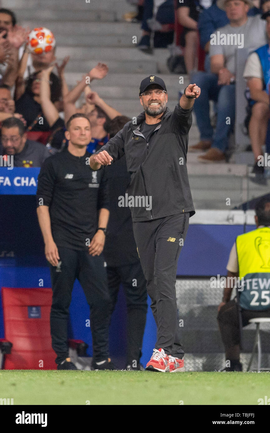 Coach liverpool fc hi-res stock photography and images - Alamy