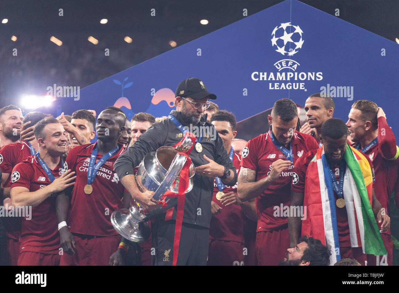 Liverpool champions league trophy klopp hi-res stock photography and ...