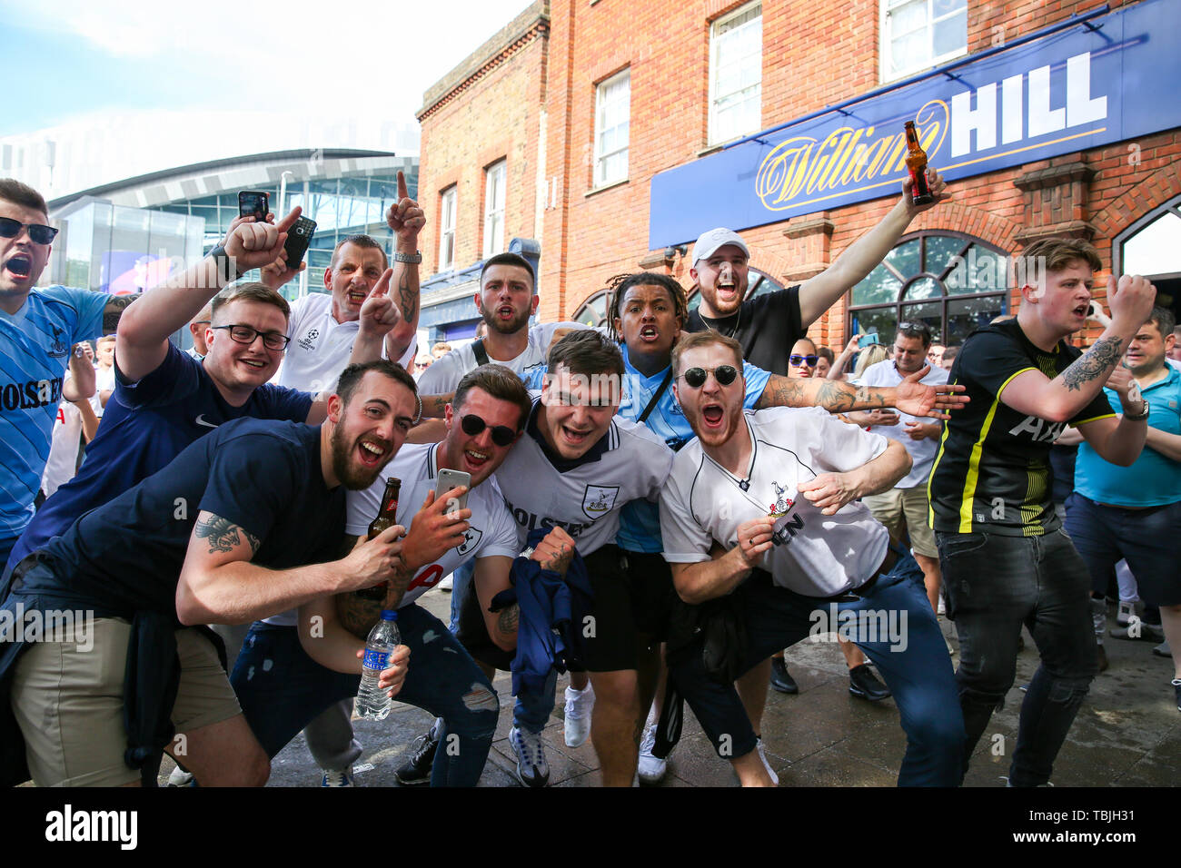 London, UK. 01st June, 2019. Tottenham Hotspur fans are seen at the ...