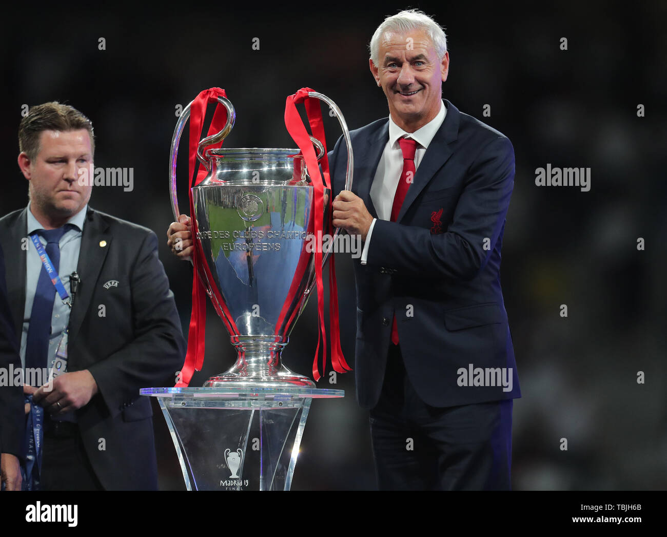 Ian rush liverpool trophy hi-res stock photography and images - Alamy