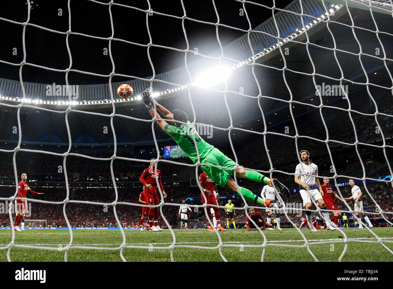 Alisson liverpool save hi-res stock photography and images - Alamy