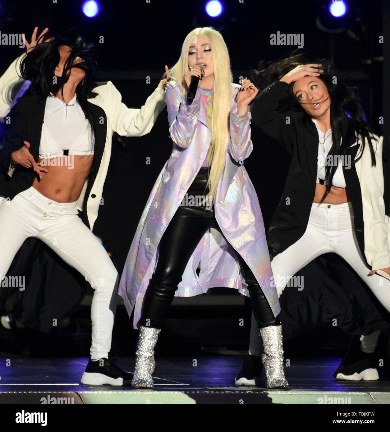 Ava max 2019 iheartradio hi-res stock photography and images - Alamy