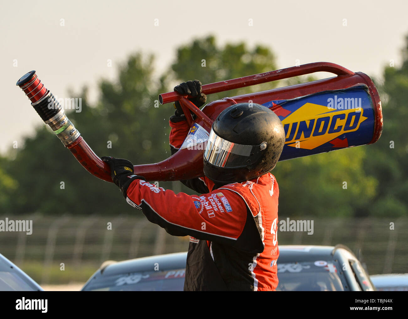 Refuel nascar hi-res stock photography and images - Alamy