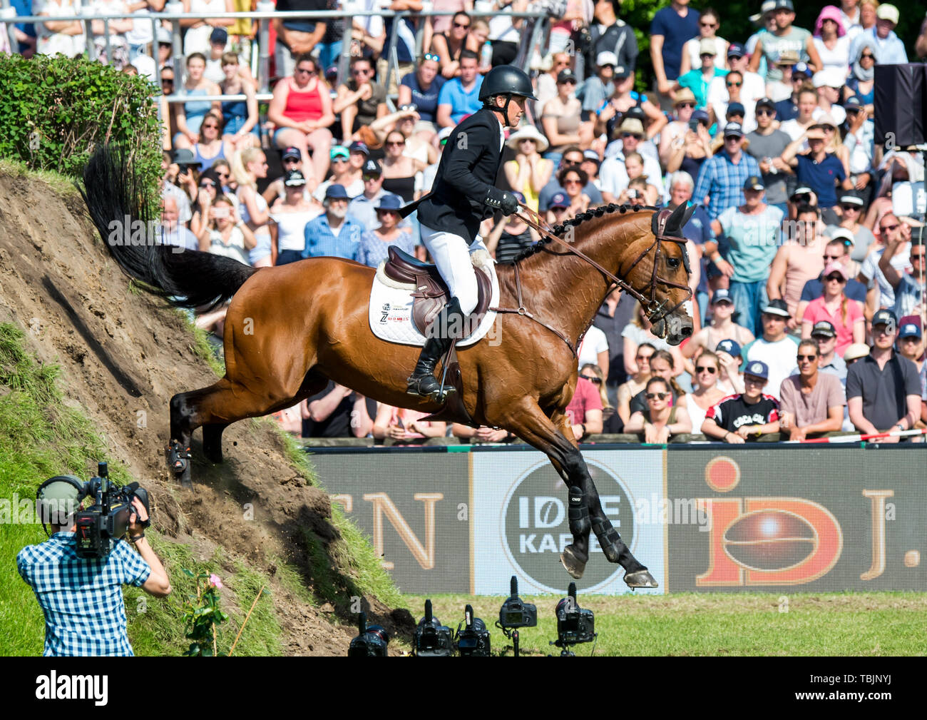 Hamburg, Germany. 02nd June, 2019. Equestrian Sport/Jumping, German ...