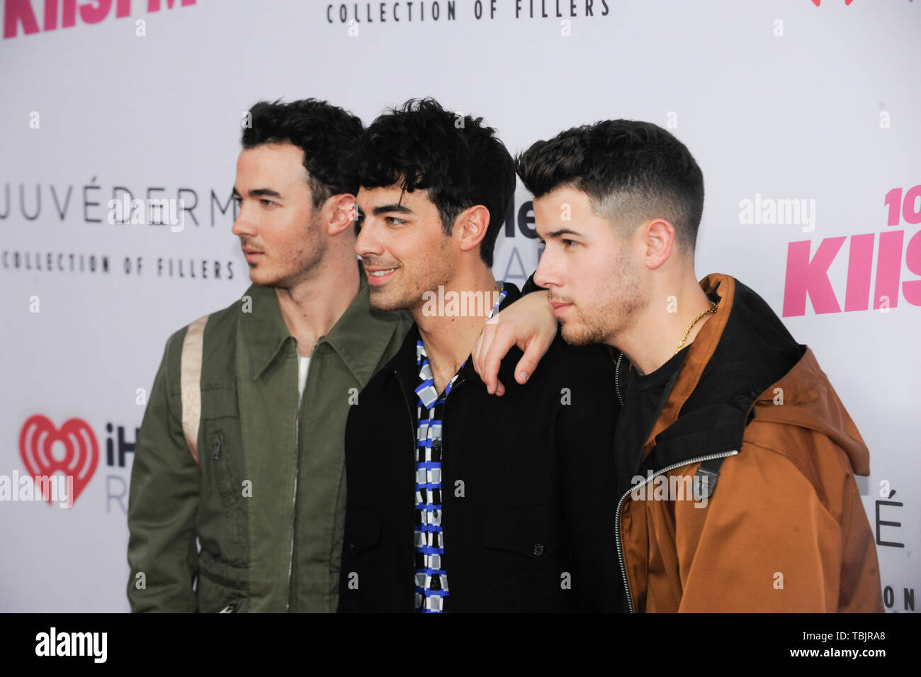 Group of celebrites hi-res stock photography and images - Alamy