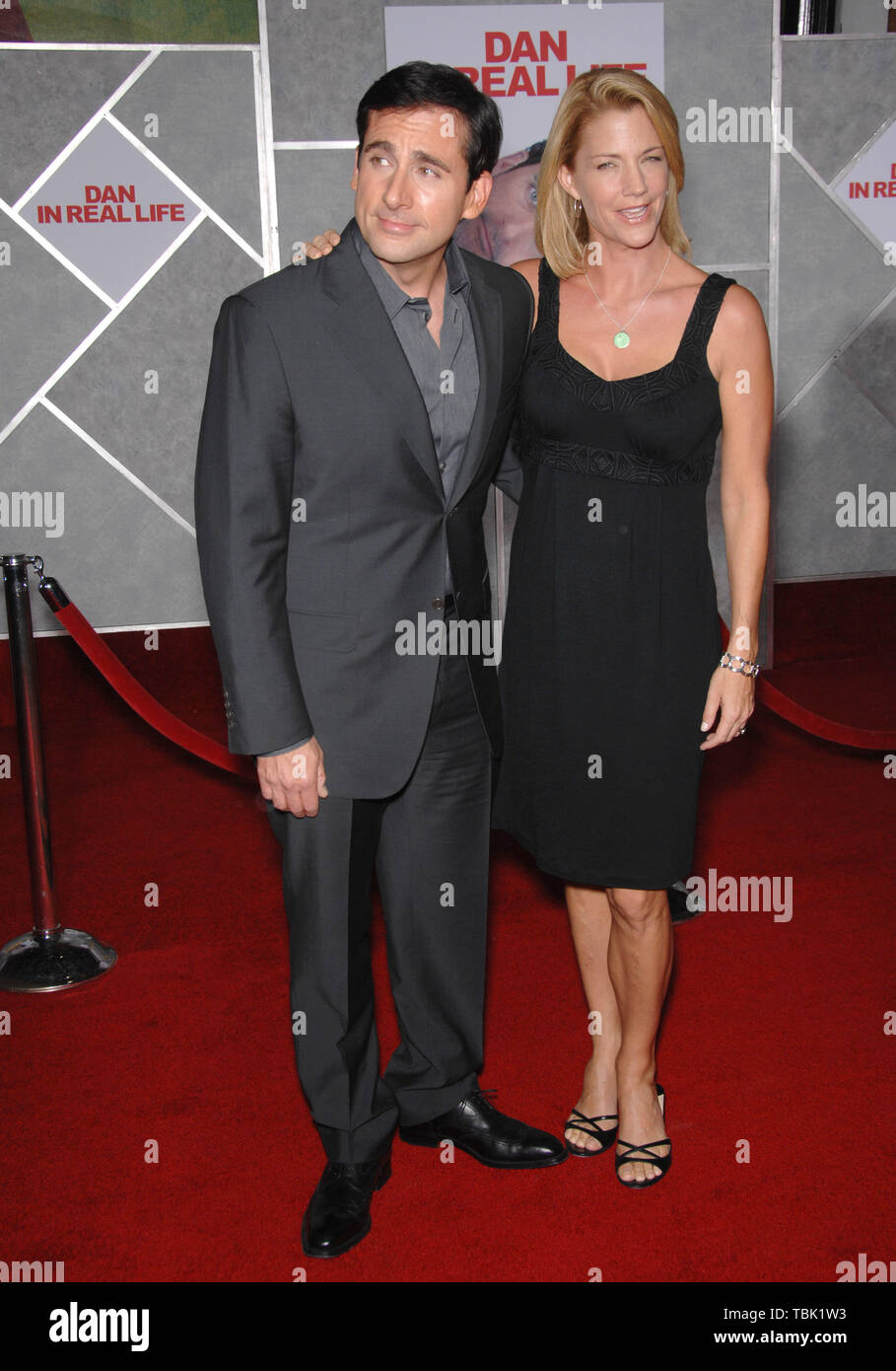 LOS ANGELES, CA. October 25, 2007: Steve Carell & wife Nancy Walls at ...