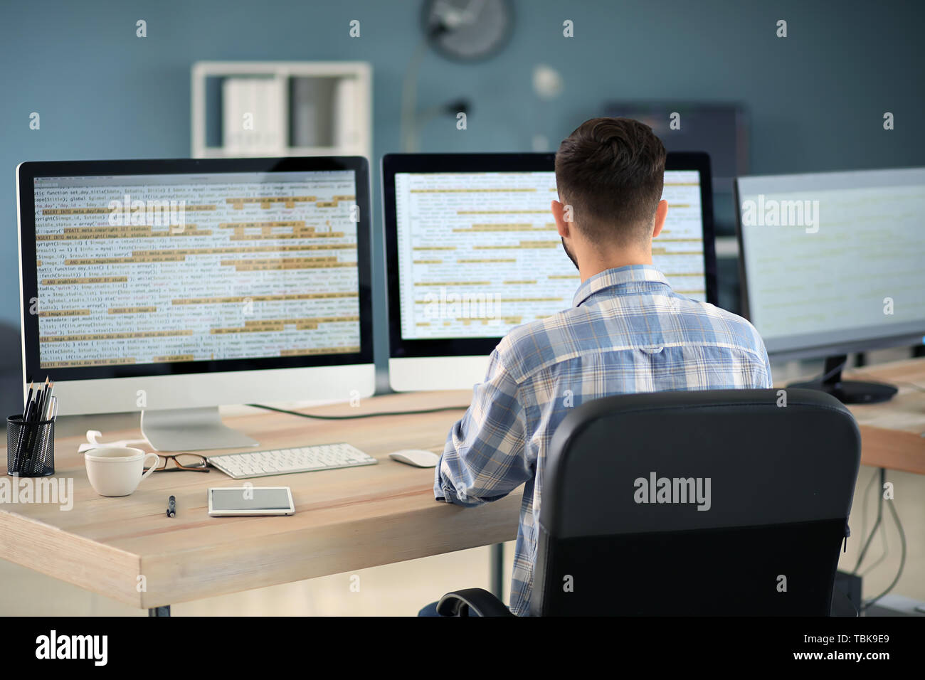 Back office support system hi-res stock photography and images - Alamy