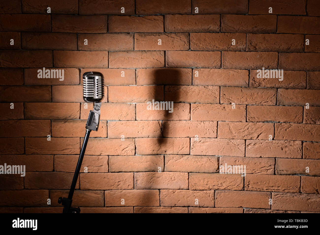 Microphone brick wall hi-res stock photography and images - Alamy