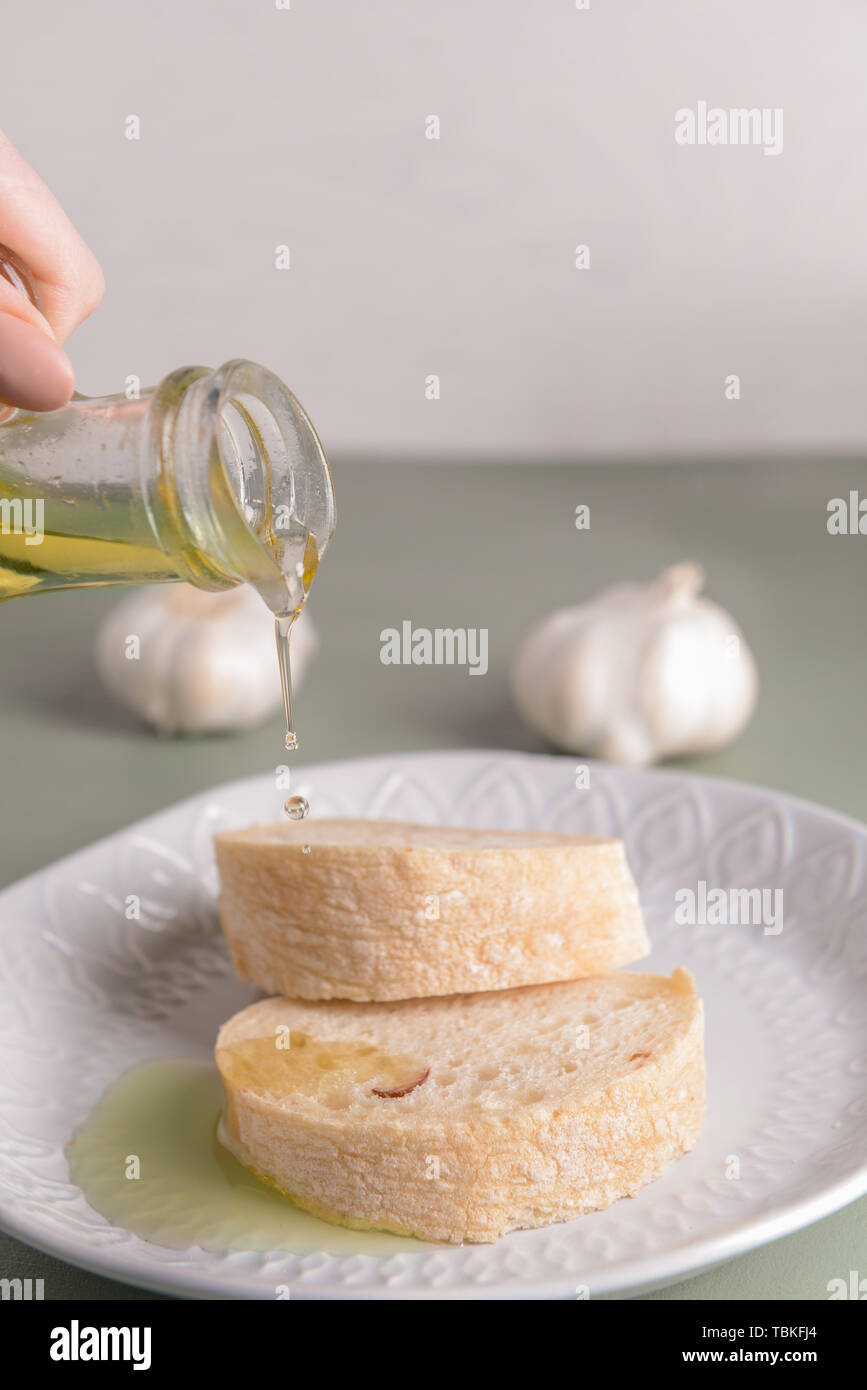 Pouring oil onto recipe hi-res stock photography and images - Alamy