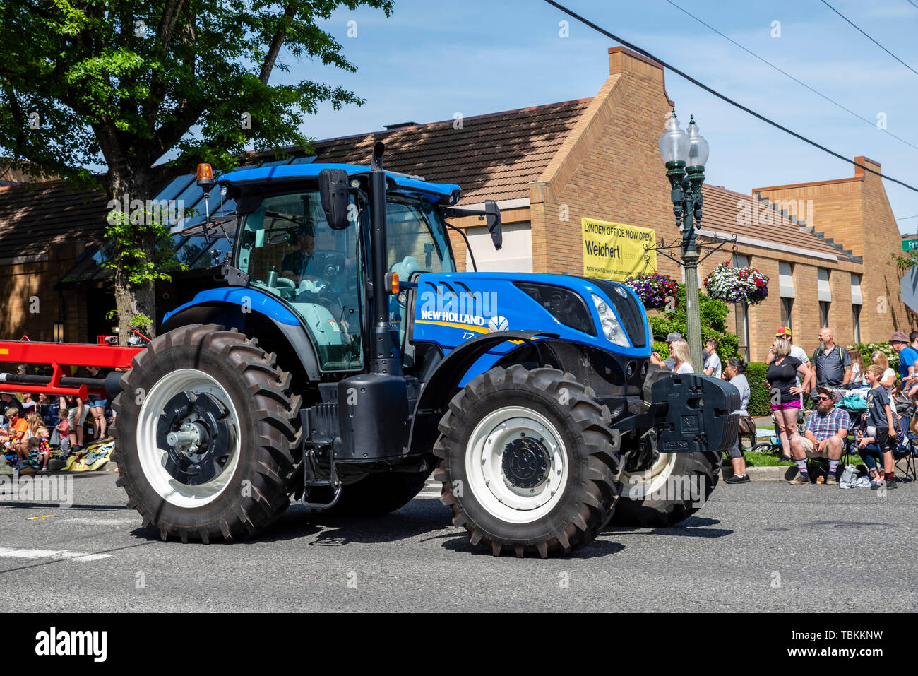 New Holland tractor in the 2019 Lynden Farmers Day Parade. Lynden ...