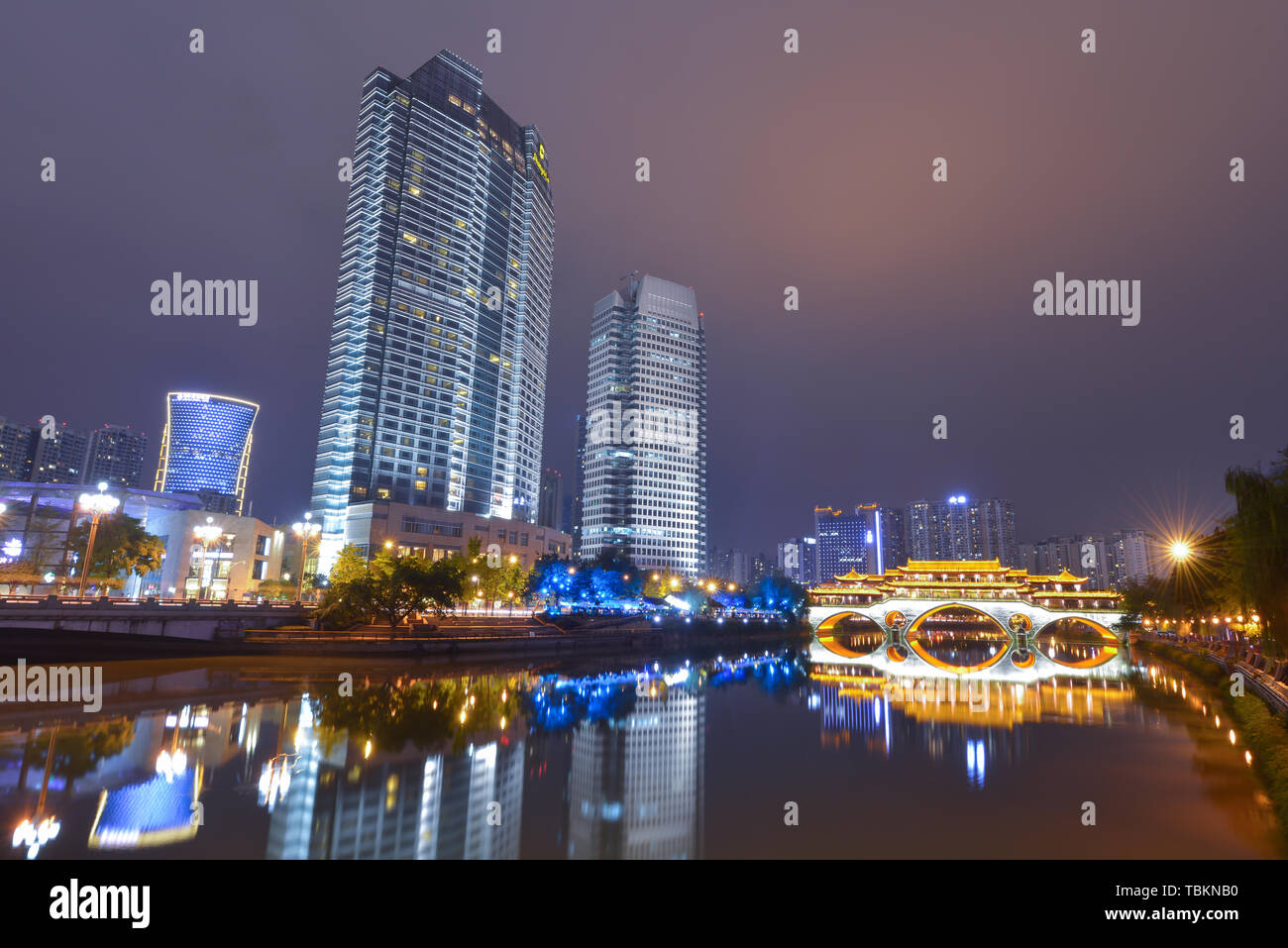 Nine eye bridge night scene Stock Photo - Alamy