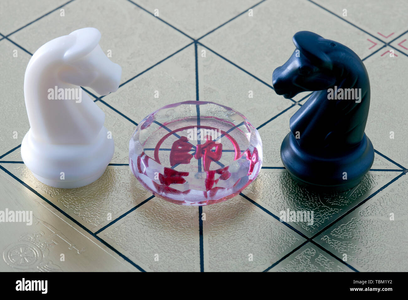 Chess and elements hi-res stock photography and images - Alamy