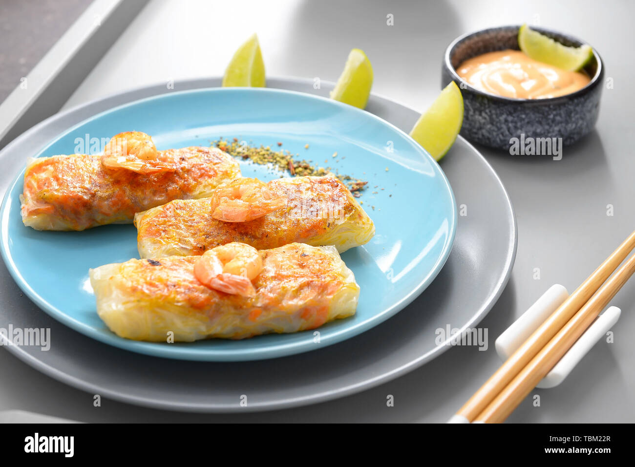 Vietnamese spring rolls tray hi-res stock photography and images - Alamy