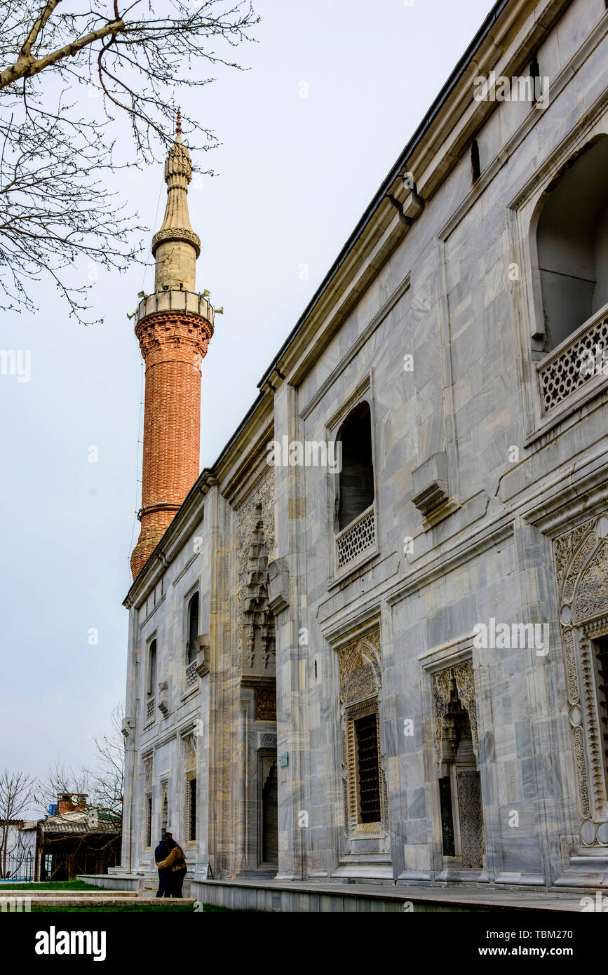 Arab green mosque window hi-res stock photography and images - Alamy