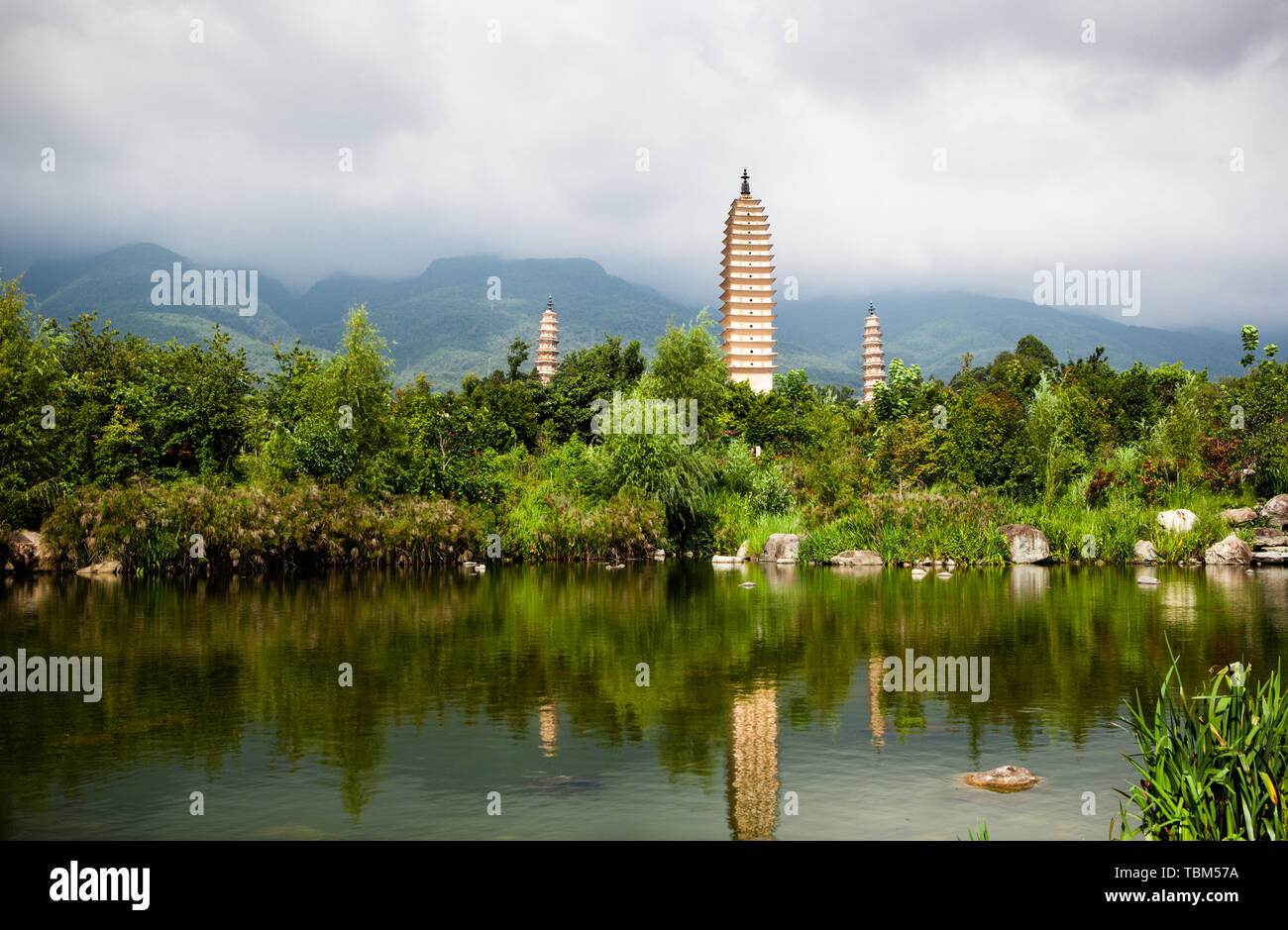 Three Towers of Chongsheng Temple, Yunnan Province Stock Photo - Alamy