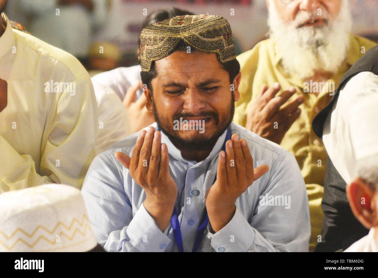Khateeb Imam of historical Badshahi Mosque Hazrat Molana Syed Muhammad Abd-ul-Khabir Azad ...