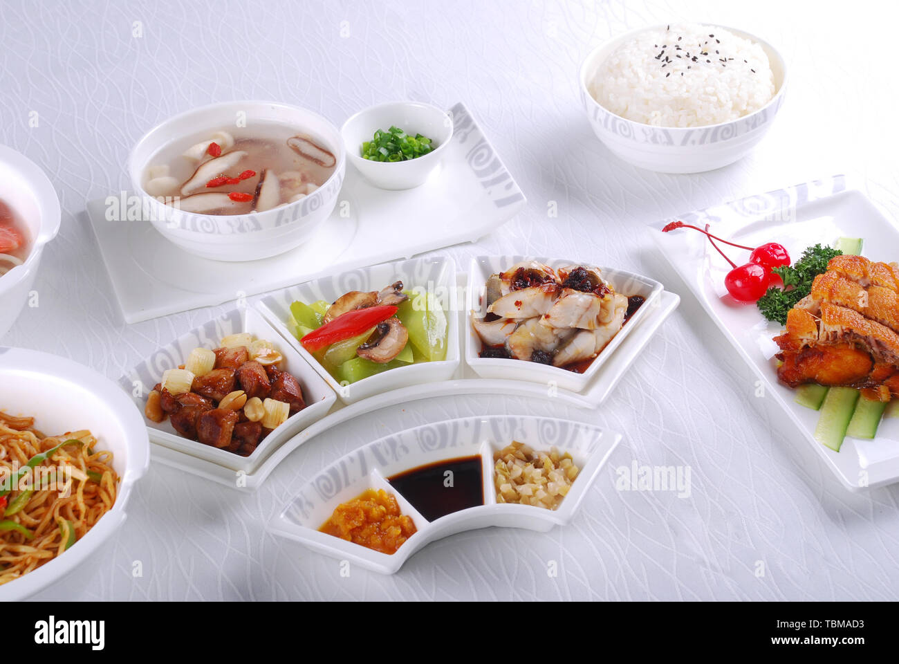 Chinese dinner table hi-res stock photography and images - Alamy