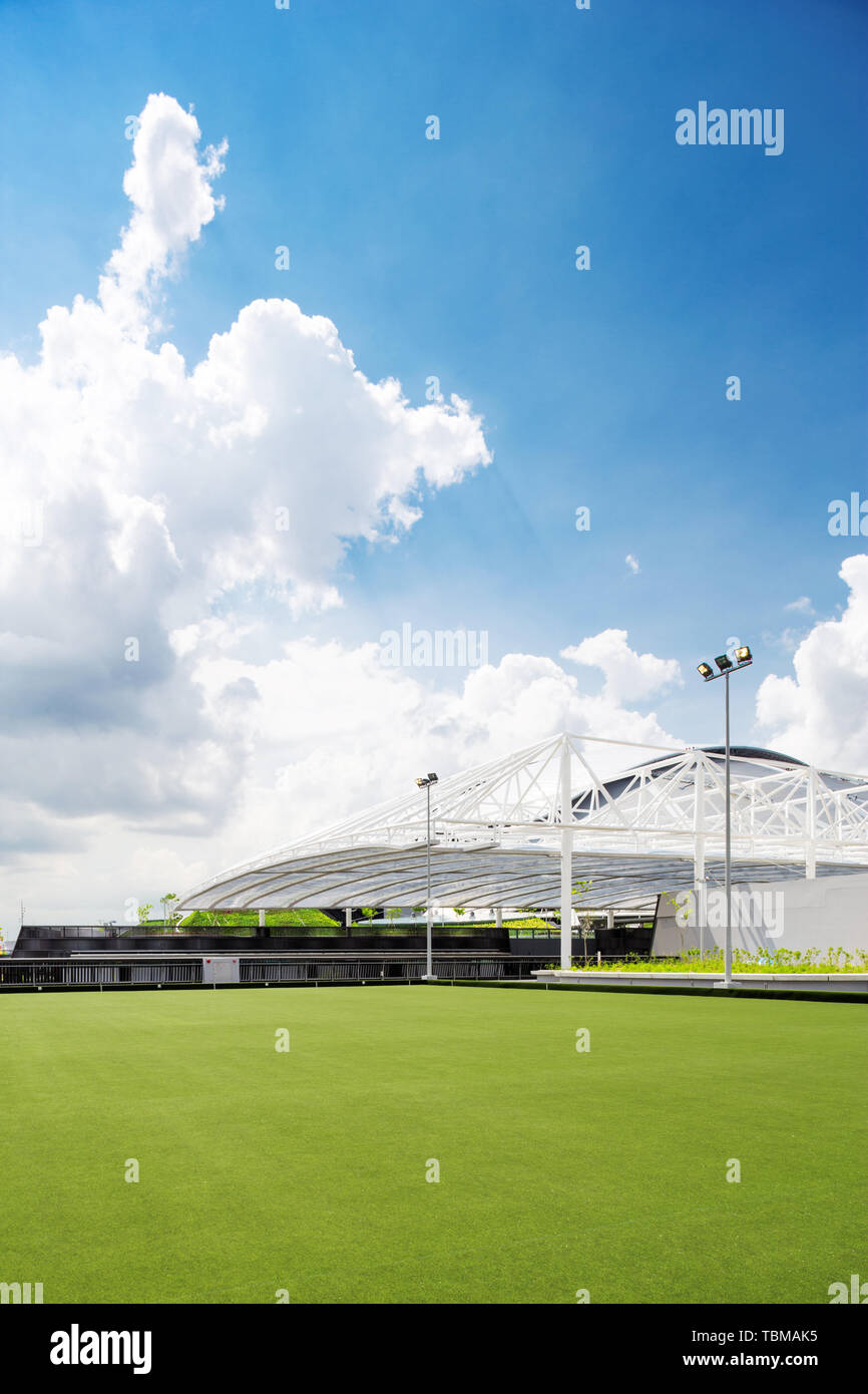 Gym exterior hi-res stock photography and images - Alamy