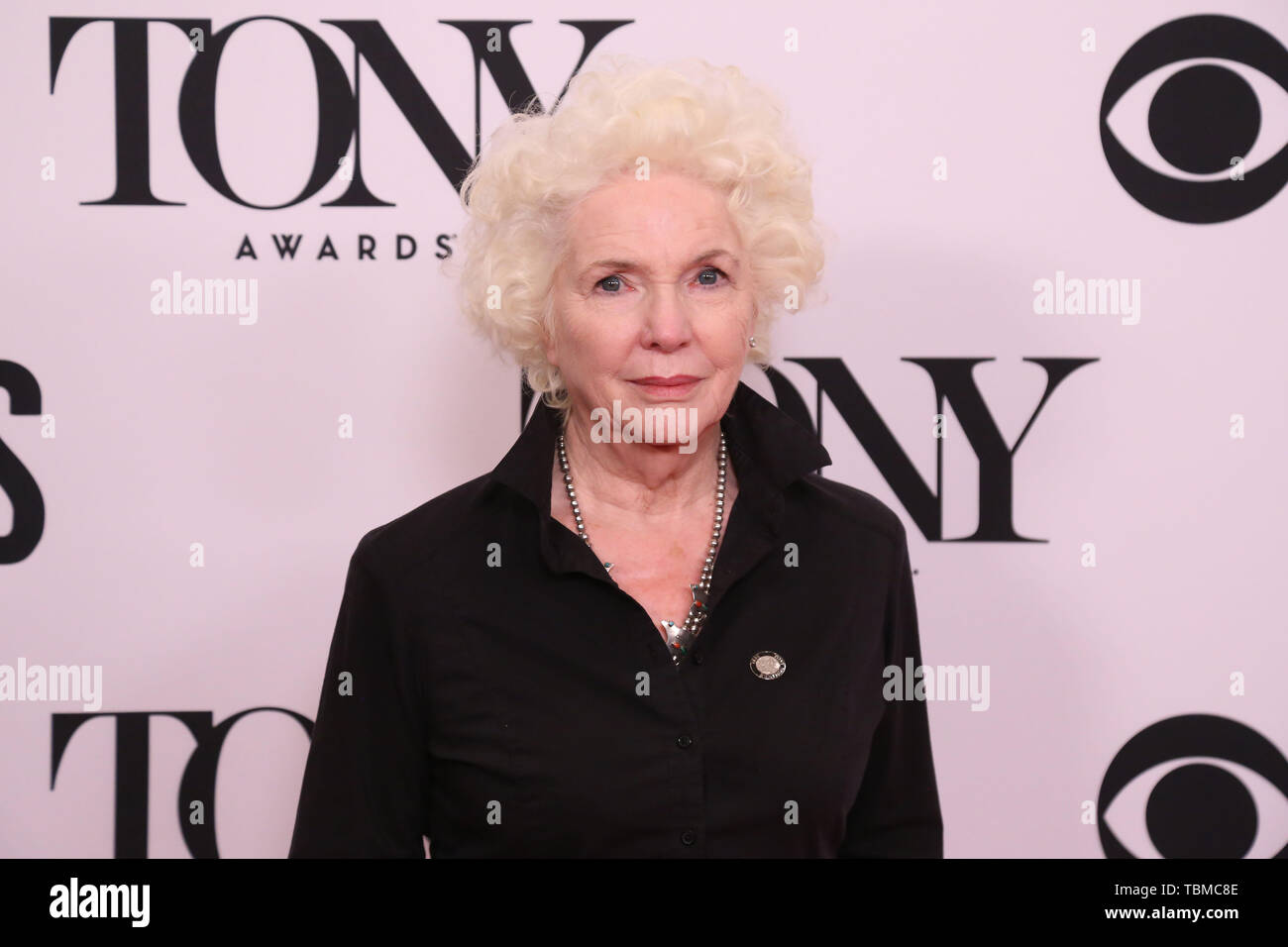 Fionnula flanagan hi-res stock photography and images - Alamy
