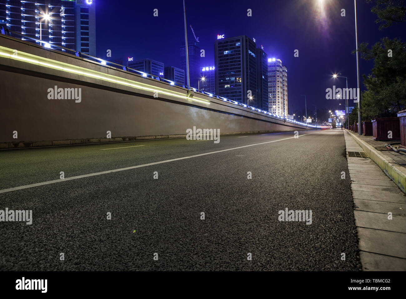 City Night Road Stock Photo - Alamy