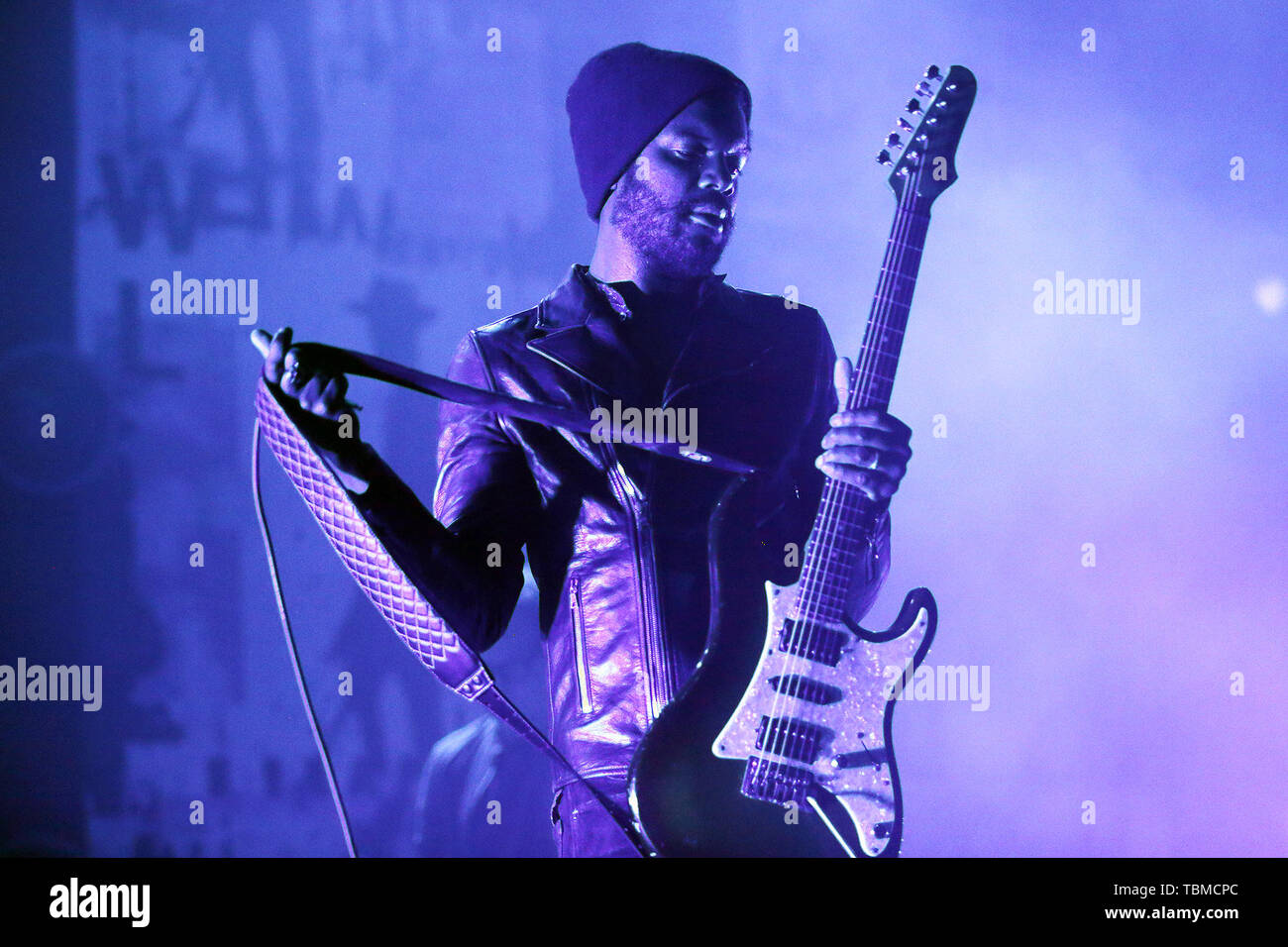 Gary clark jr concert hi-res stock photography and images - Alamy
