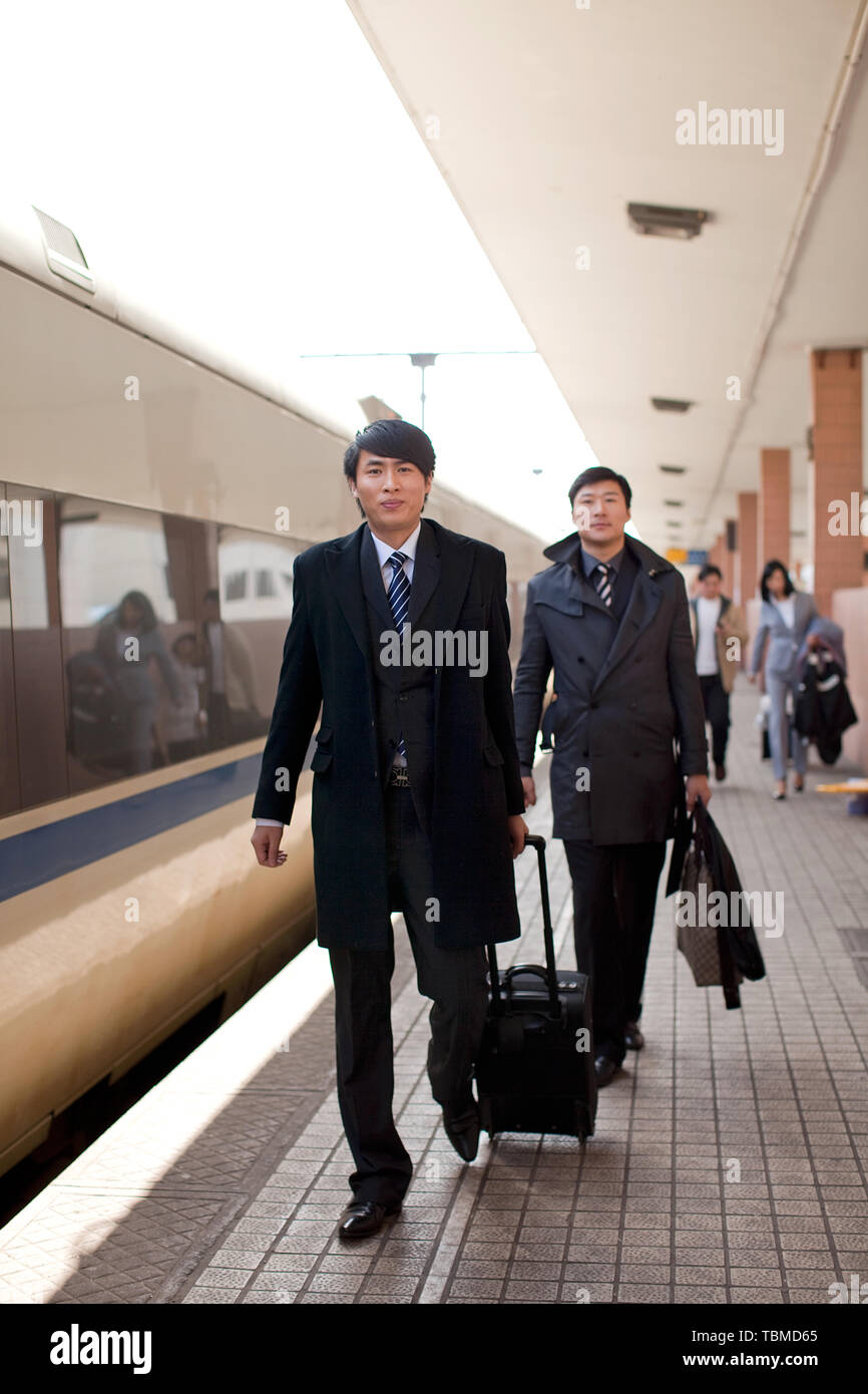 Train docking at platform train hi-res stock photography and images - Alamy