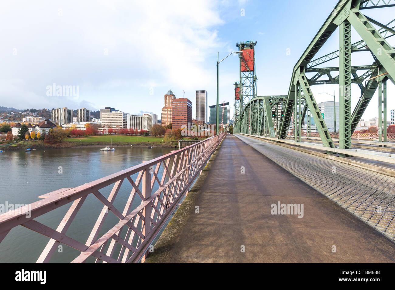 footpath on bridge,skyline and cityscape in portland Stock Photo - Alamy