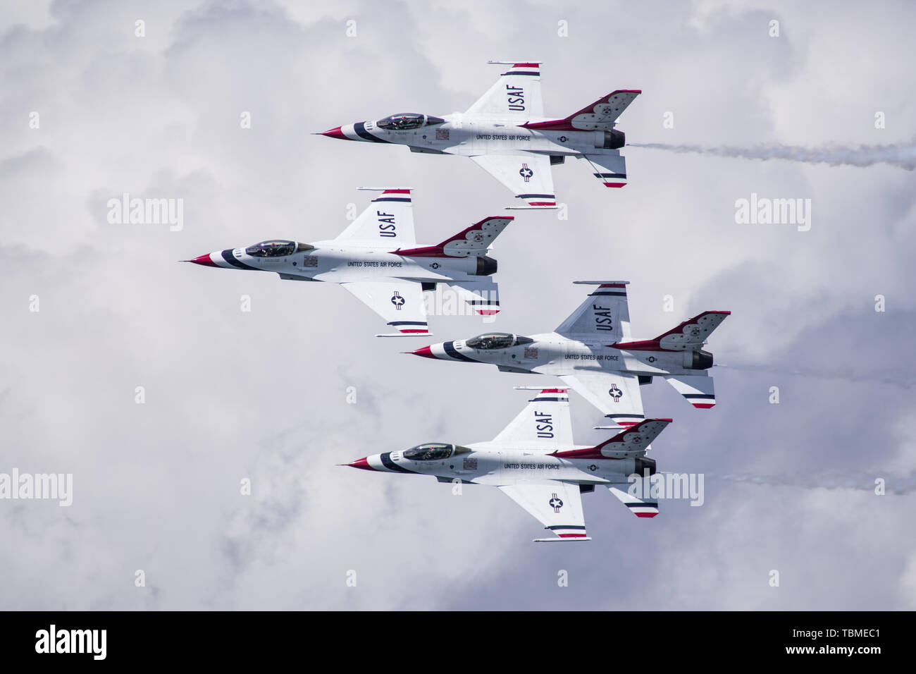 The U.S. Air Force Thunderbird Flight Show Team is circling in a four ...