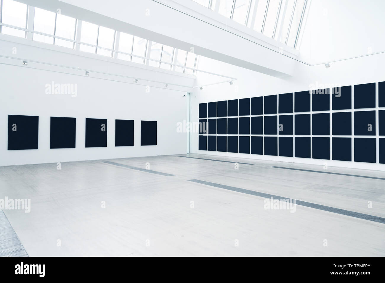 The interior of modern gallery Stock Photo - Alamy