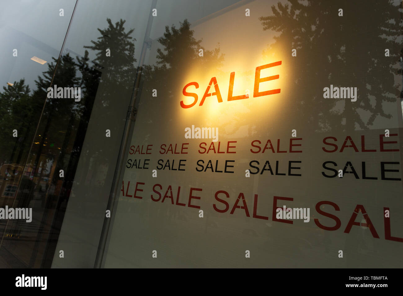 Displaywindow hi-res stock photography and images - Alamy