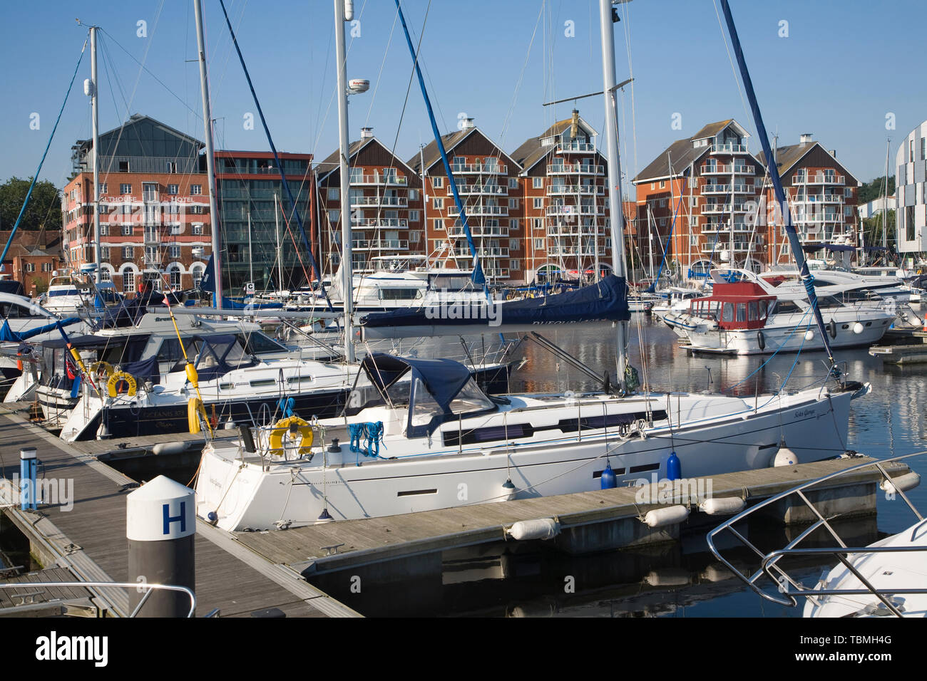 Modern apartment building waterfront urban redevelopment, Wet Dock ...
