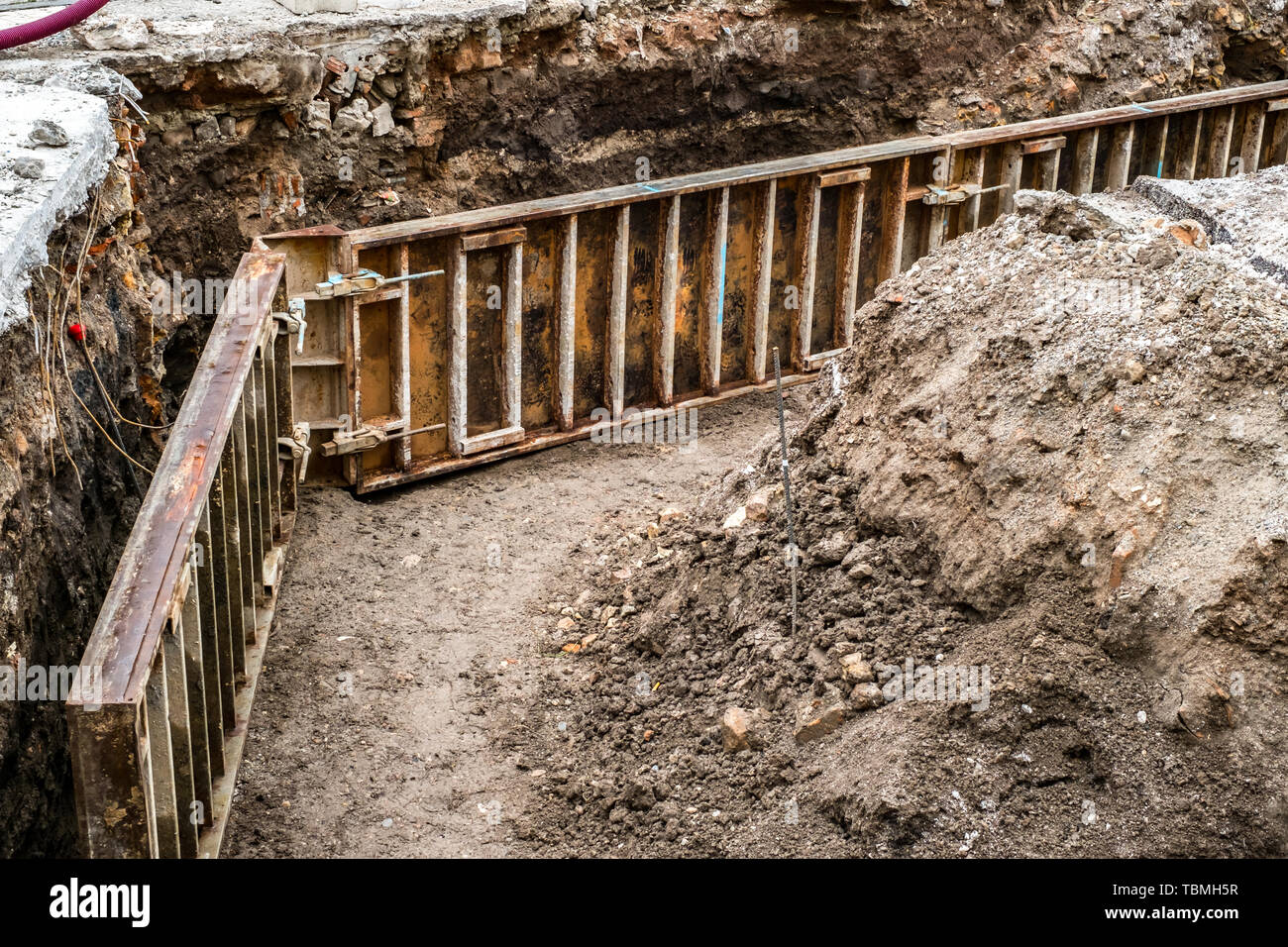 empty construction site Stock Photo - Alamy