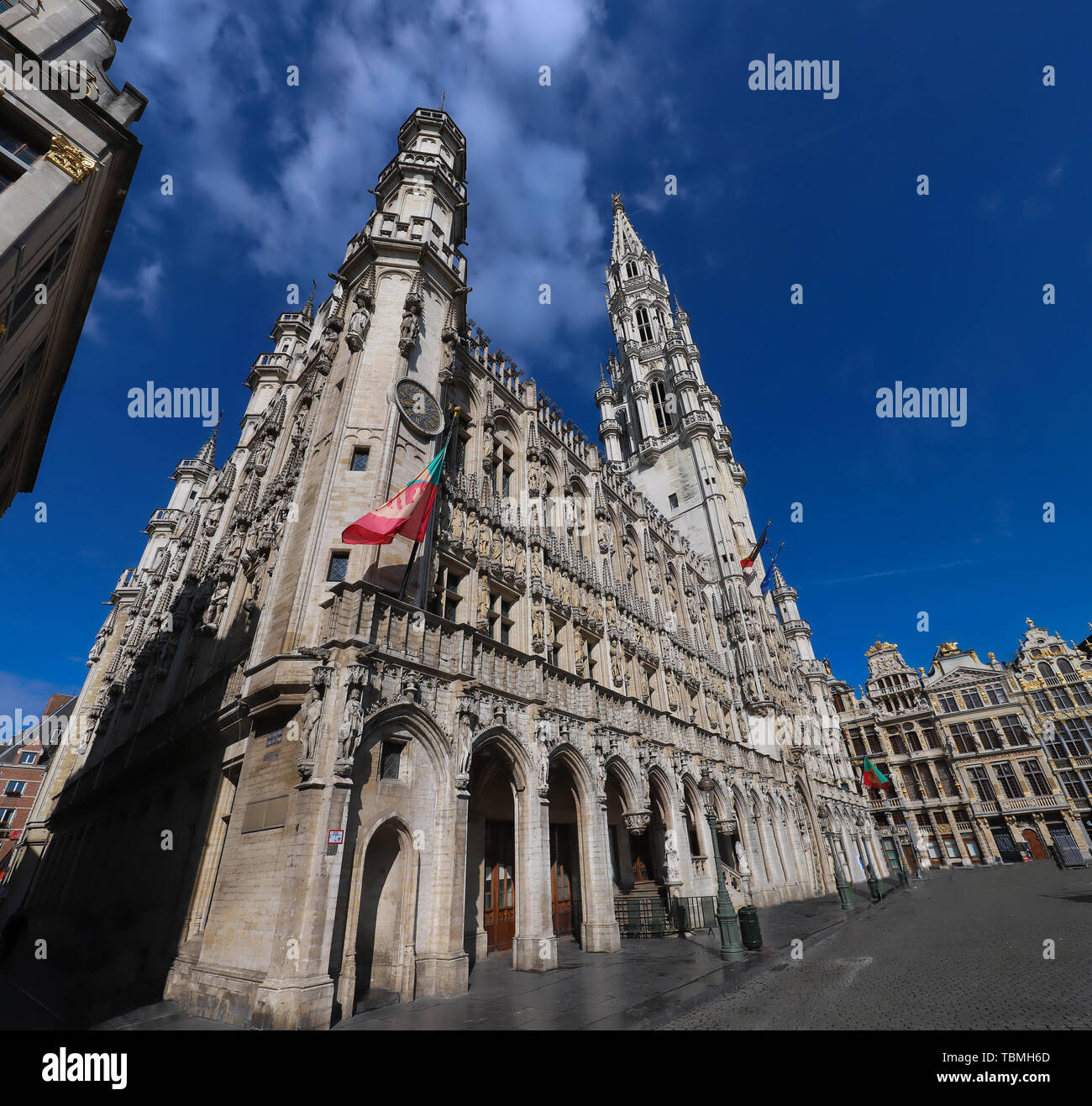 The Town Hall of the City of Brussels is a Gothic building from the ...
