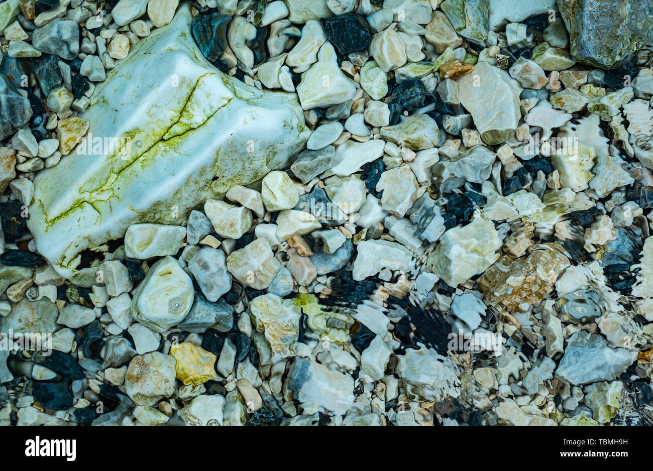 Granite stone under water hi-res stock photography and images - Alamy