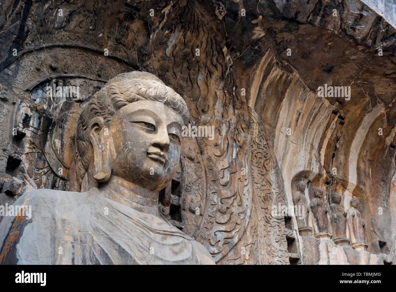 Longmen grottoes in henan hi-res stock photography and images - Alamy