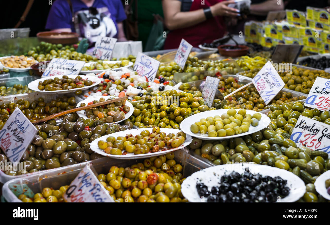 Olive stand hi-res stock photography and images - Alamy