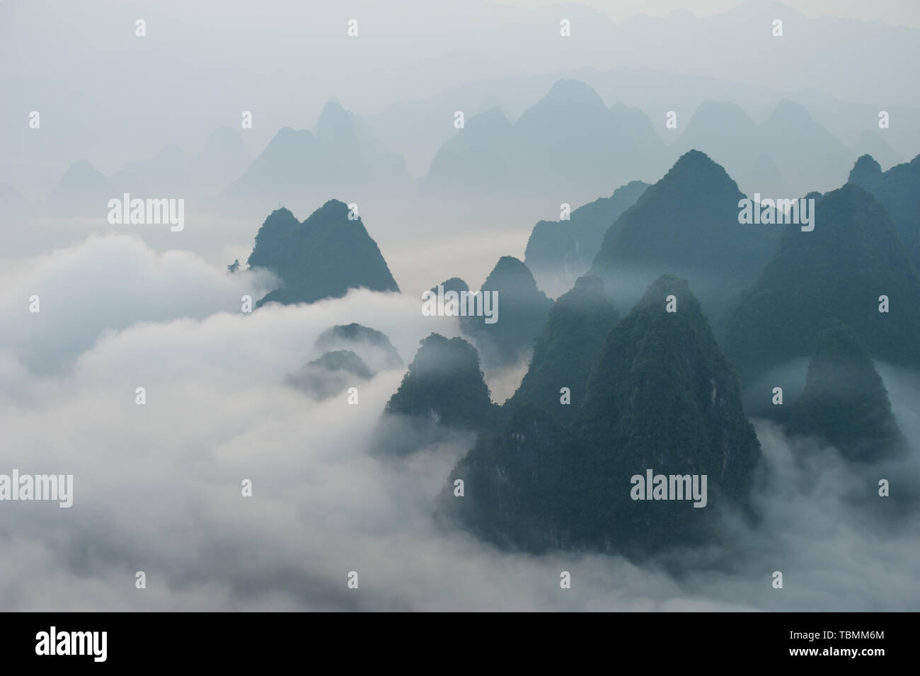 Guilin landscape in the world hi-res stock photography and images - Alamy