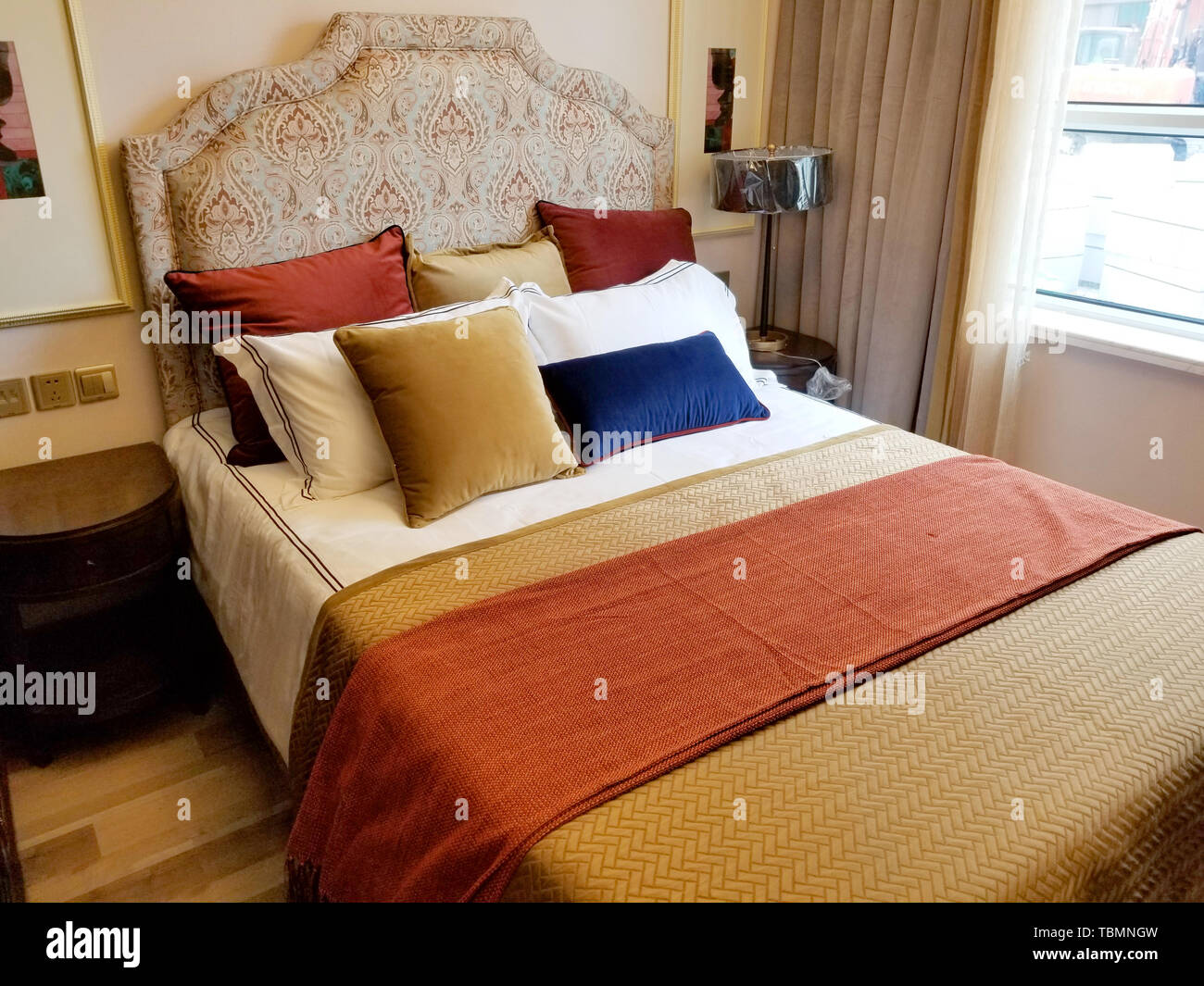 Luxurious interior design and family bedroom hi-res stock photography ...