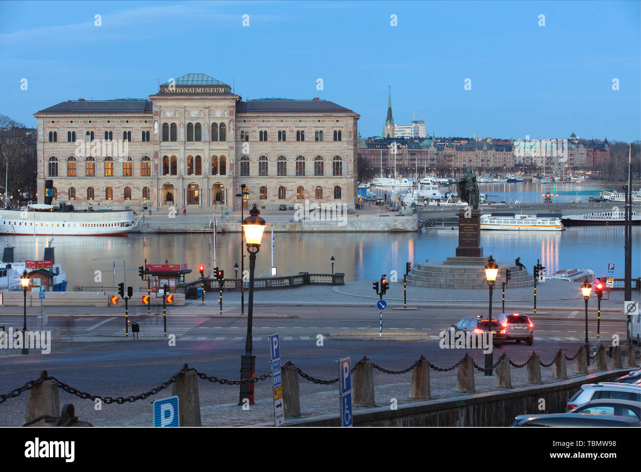 Evening view from Slottsbacken at King Oscar III Statue and the ...