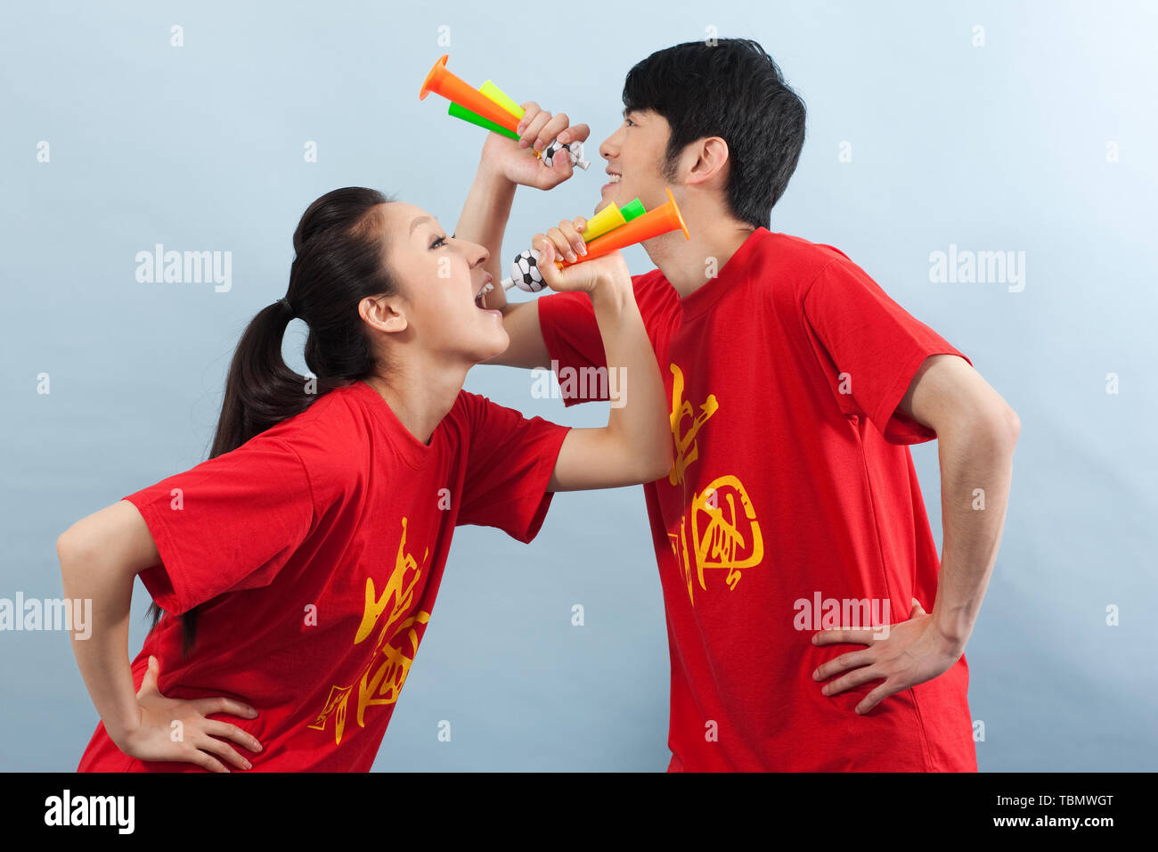 Cheerleaders cheer for China Stock Photo - Alamy
