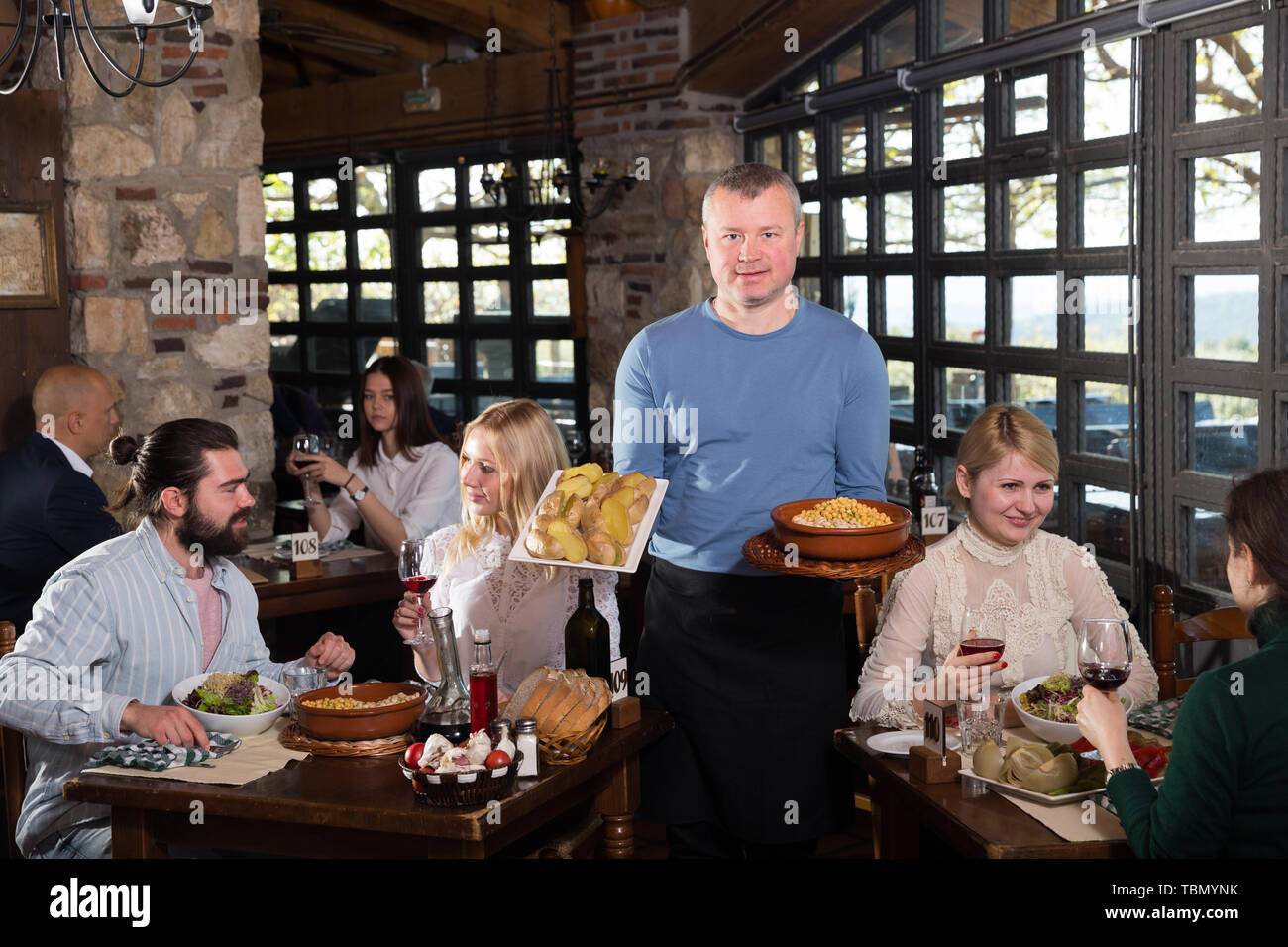 Visitors placing order hi-res stock photography and images - Alamy
