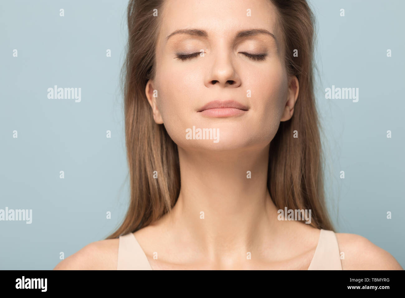 Negative body language hi-res stock photography and images - Alamy