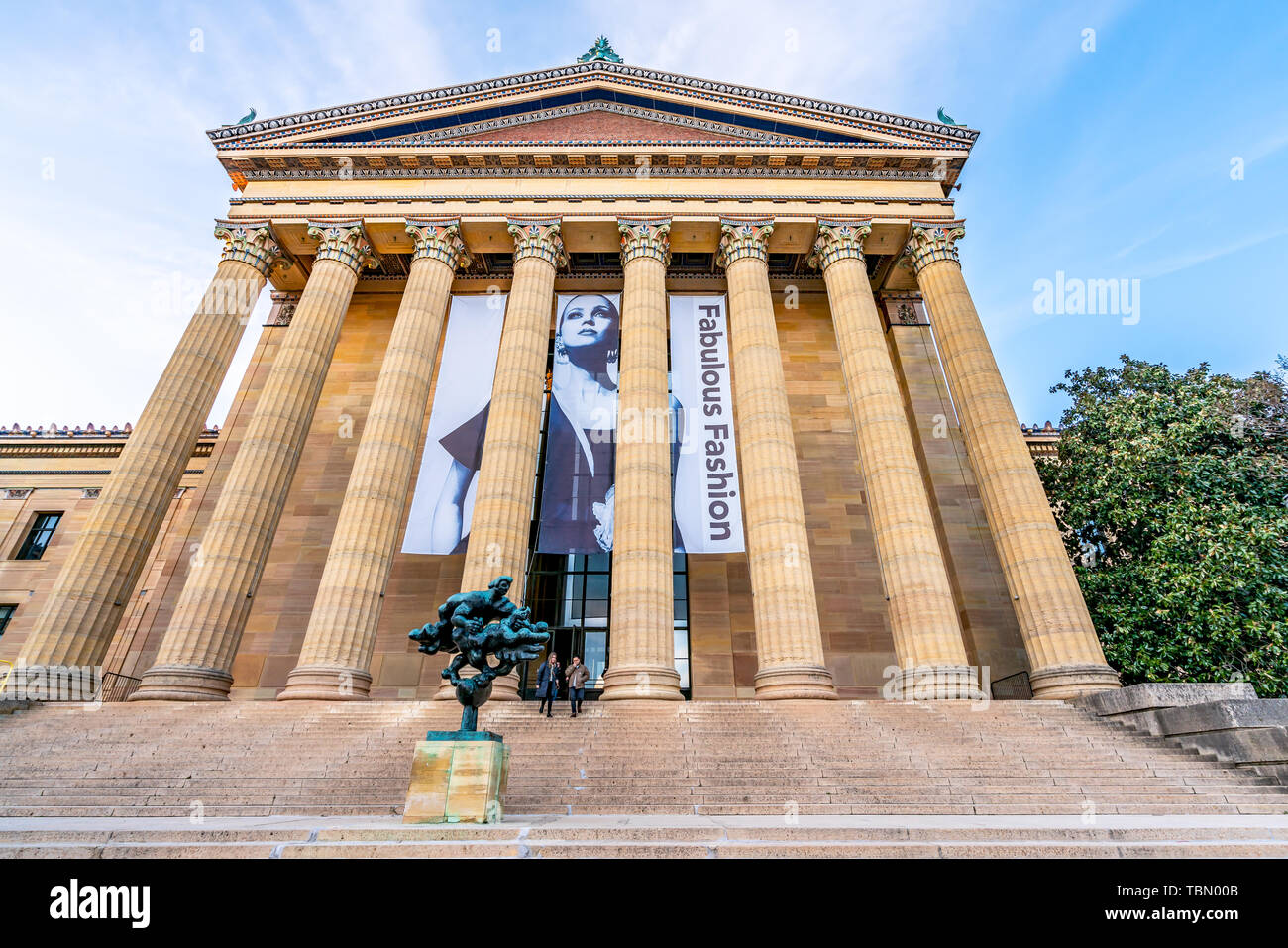 Philadelphia museum of art rocky hi-res stock photography and images ...