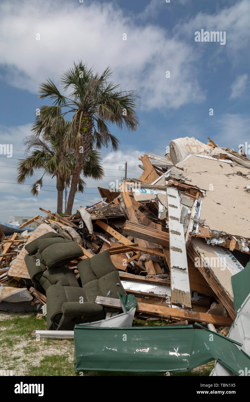 Florida hurricane damage hi-res stock photography and images - Alamy