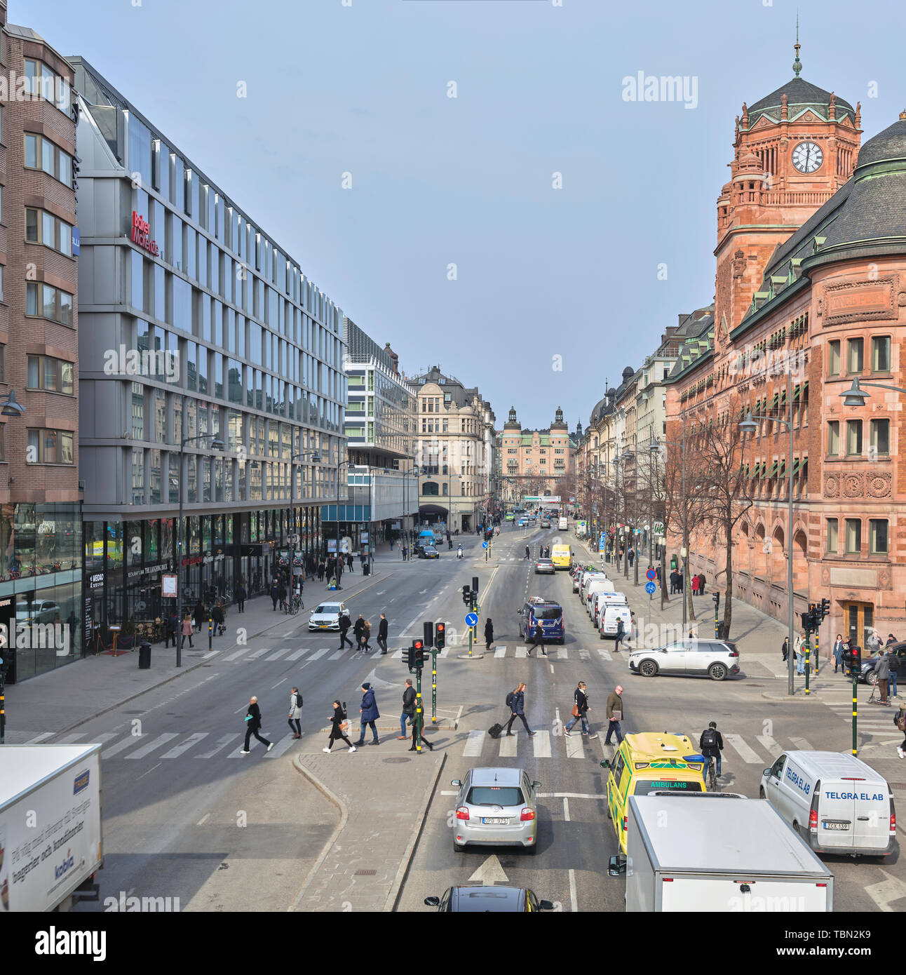 Pedestrian crossings hi-res stock photography and images - Alamy
