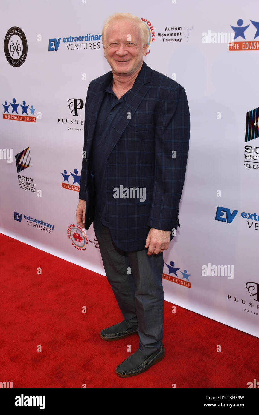 Cbs studios radford hi-res stock photography and images - Alamy