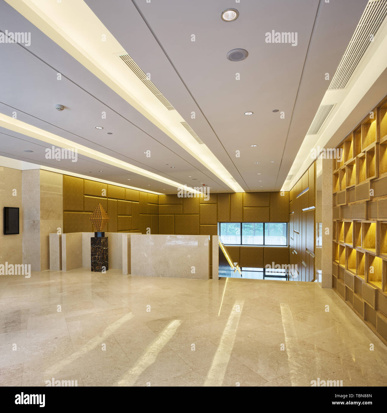 Modern office, corridor with top grade decoration Stock Photo - Alamy