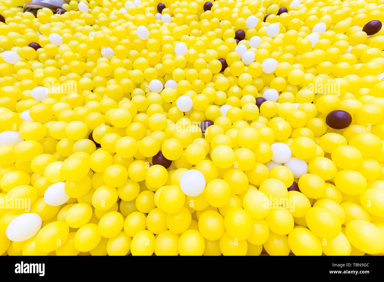 yellow balloons sea from top view Stock Photo - Alamy